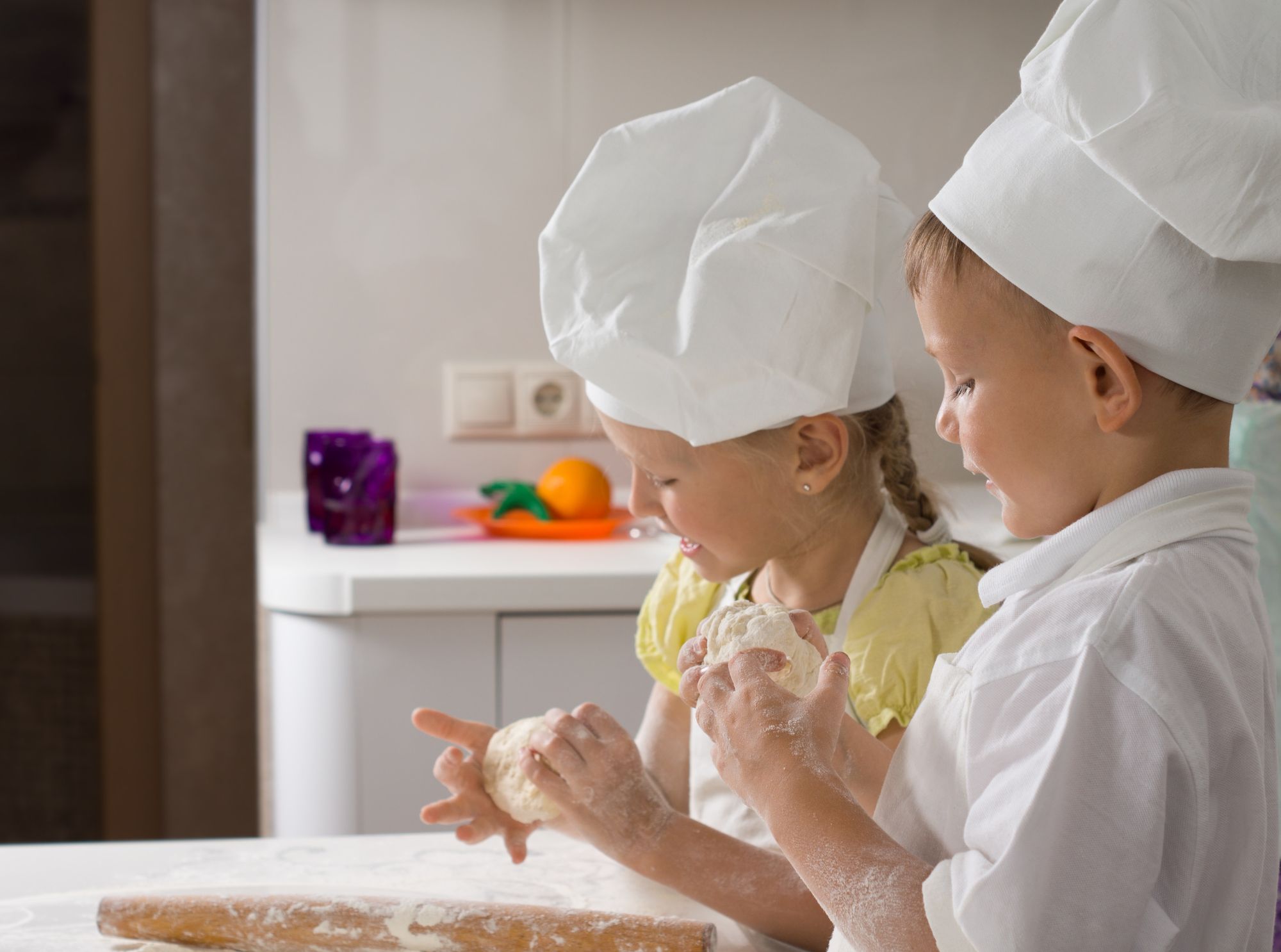 Pizza backen mit Kindern: einfache Rezepte für Mini-Pizzen & Teig ...